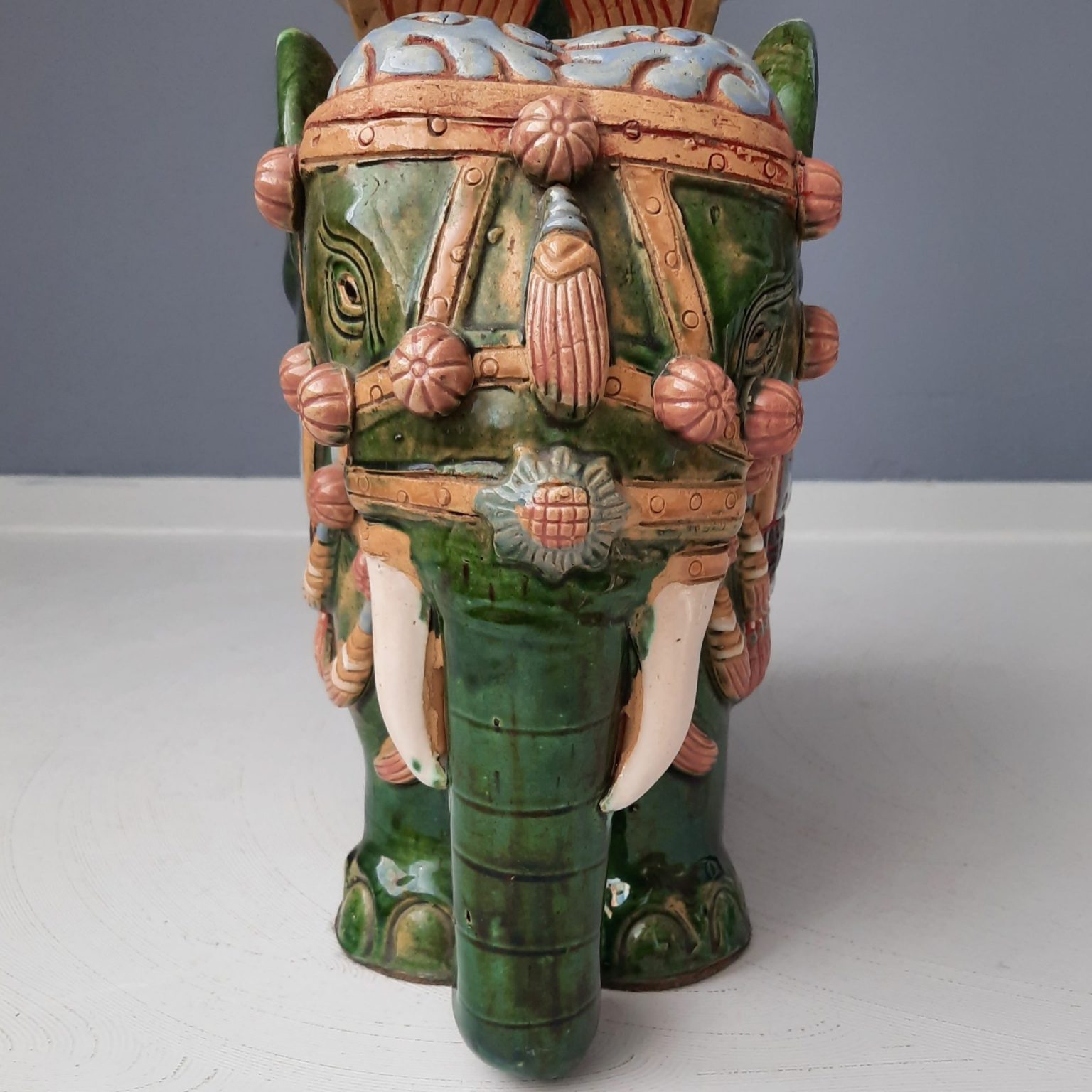 Olifant kruk/plantentafel keramiek, jaren '70